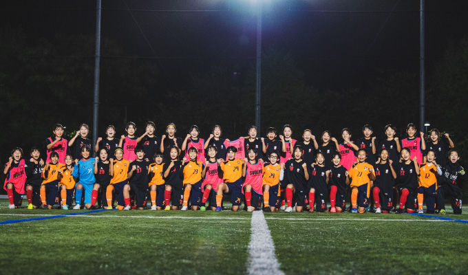 総勢110名が所属する女子サッカークラブ「熊谷リリーズ」小久保監督の想い | SVOLME オフィシャルサイト